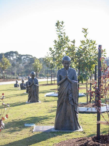 Song He Xin Yuan - Cemetery Supplies | Fresh and Modern Approach